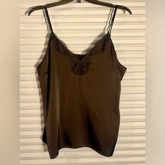 Express | Tops | New Express Vneck Lace Cami | Poshmark